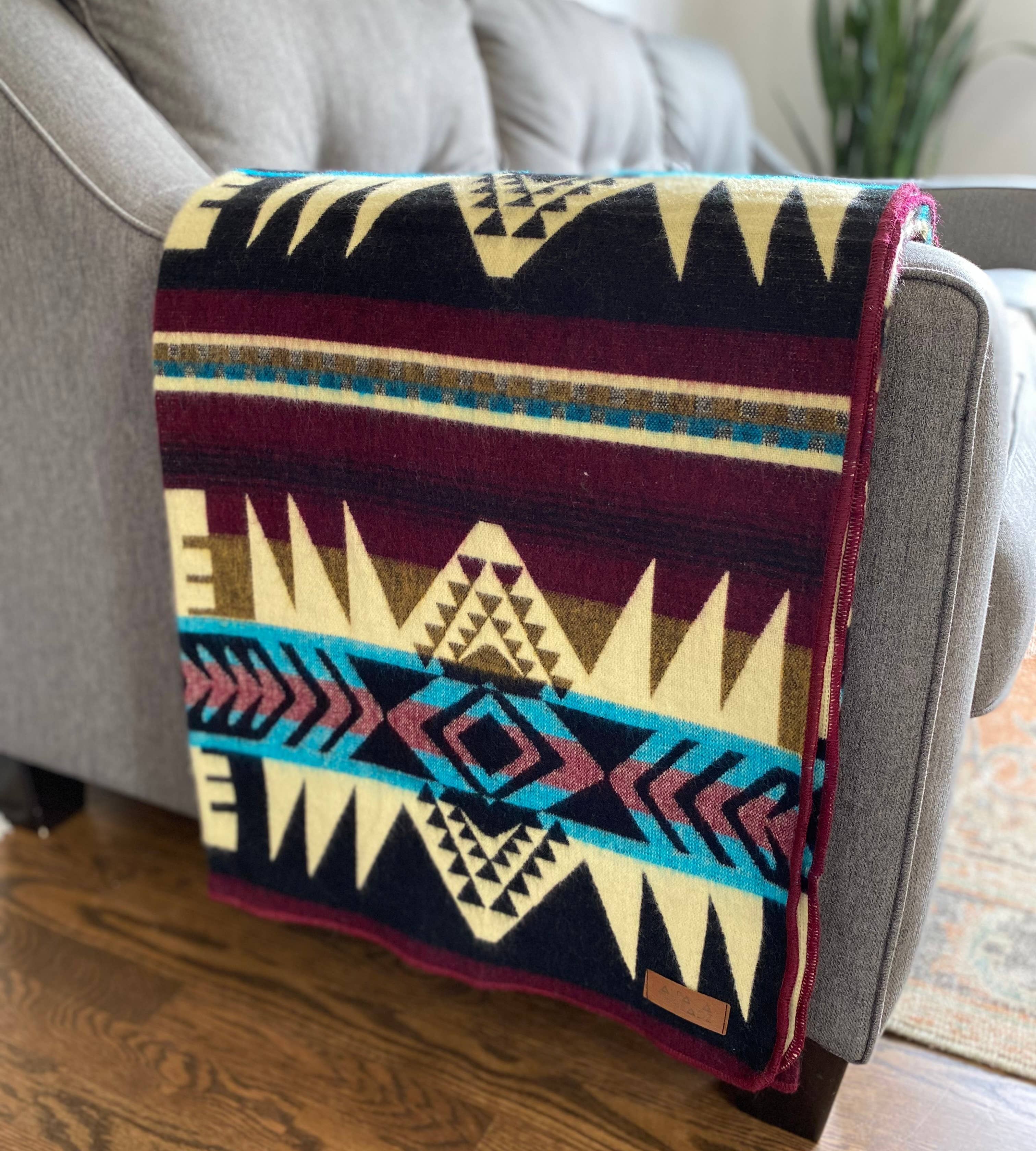 Western Blankets and Throws - Alpaca Wool – Rustik-D